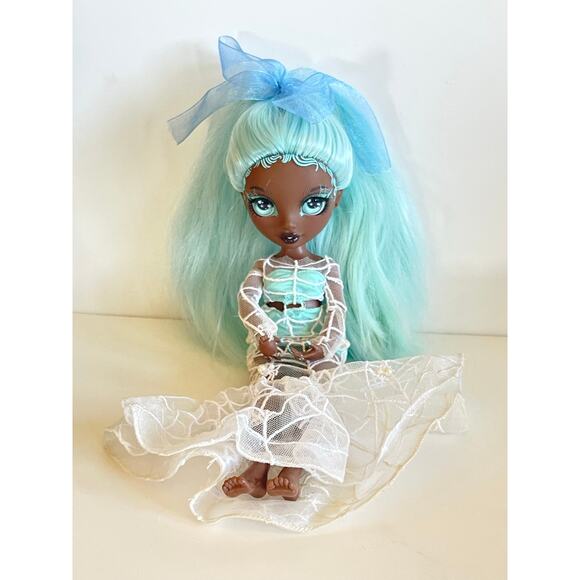 Mga | Toys | Rainbow High Robin Sterling Spider Web Costume Doll | Poshmark